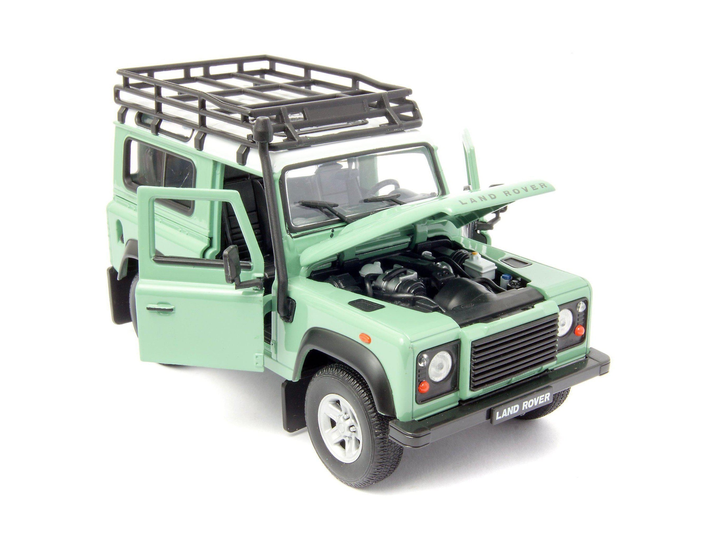 Land Rover Defender 90 with snorkel green - 1:24 Scale – LJ Automotive